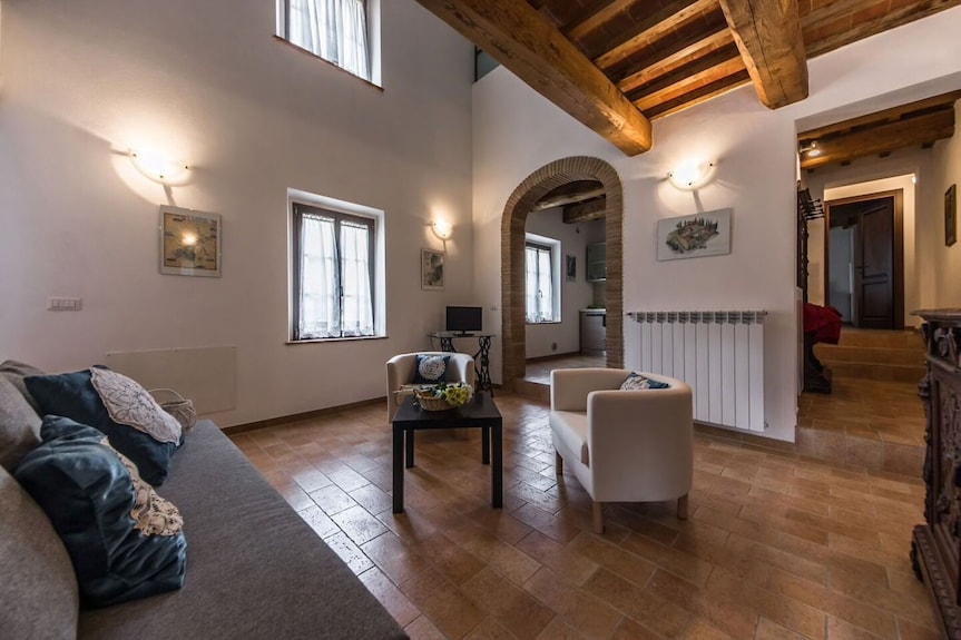 Villa En Gambassi Terme Con 7 Habitaciones, Capacidad 19 - Toscana
