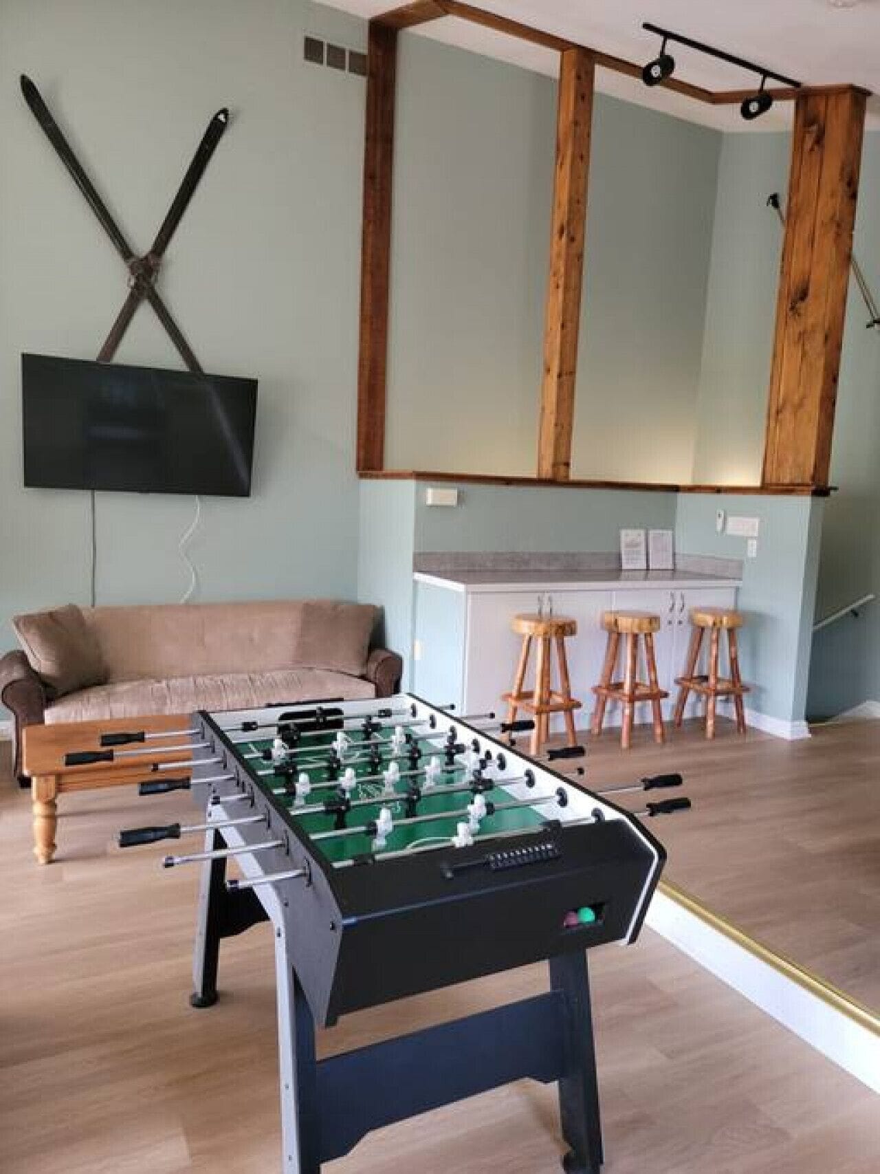 Glacial Getaway At The Blue Mountains For 18 - Collingwood