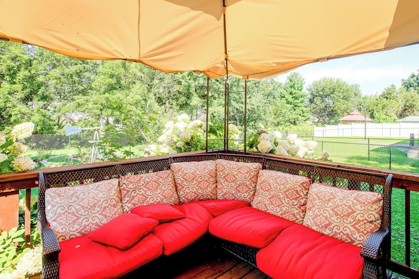 Pet-friendly Waterloo Abode W/ Deck! - University of Waterloo, Waterloo