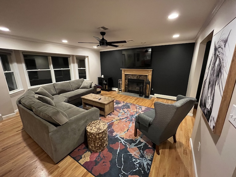 Secluded Warwick Retreat On 3 Acres Next To Winery- 1 Hr From Nyc! - Middletown, NY