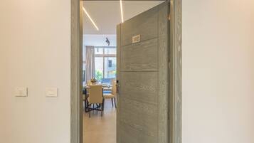 Entrada (vista interior)