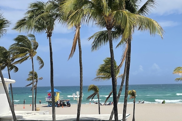 Área para churrascos e piqueniques