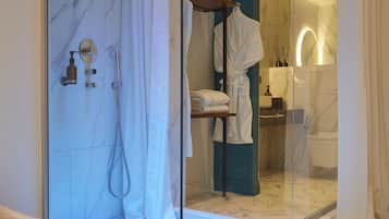 Suíte superior, 1 cama King | 1 quarto, roupas de cama premium, camas com colchões pillow-top