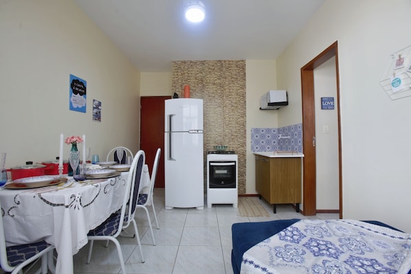 Apartamento | Área de estar | TV