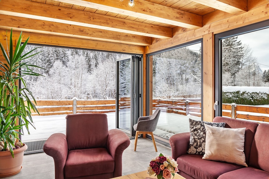 Chalet "Aus Holz" Con Vista Sulle Montagne, Terrazze Private E Wi-fi - Mittenwald