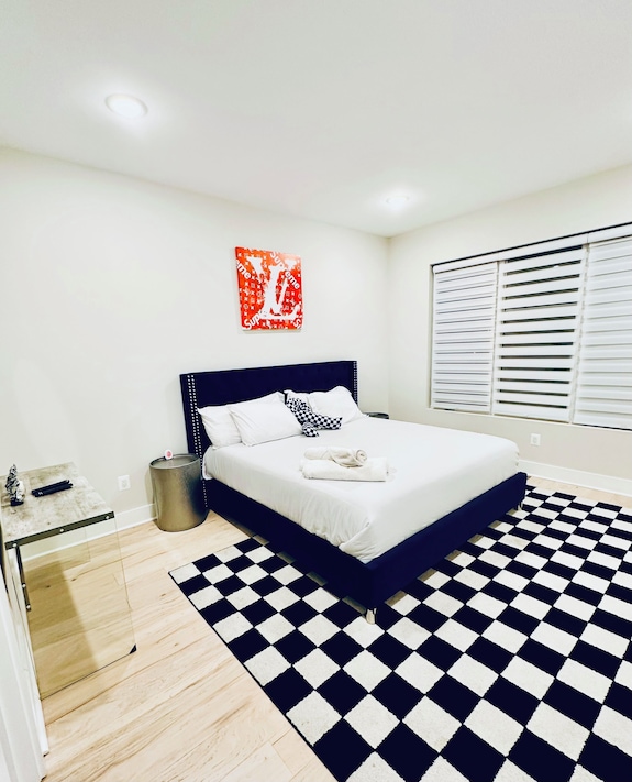 Designer 3bdr Rooftop Monument View&parking Near H St Corridor Free Cancellation - Clinton, MD