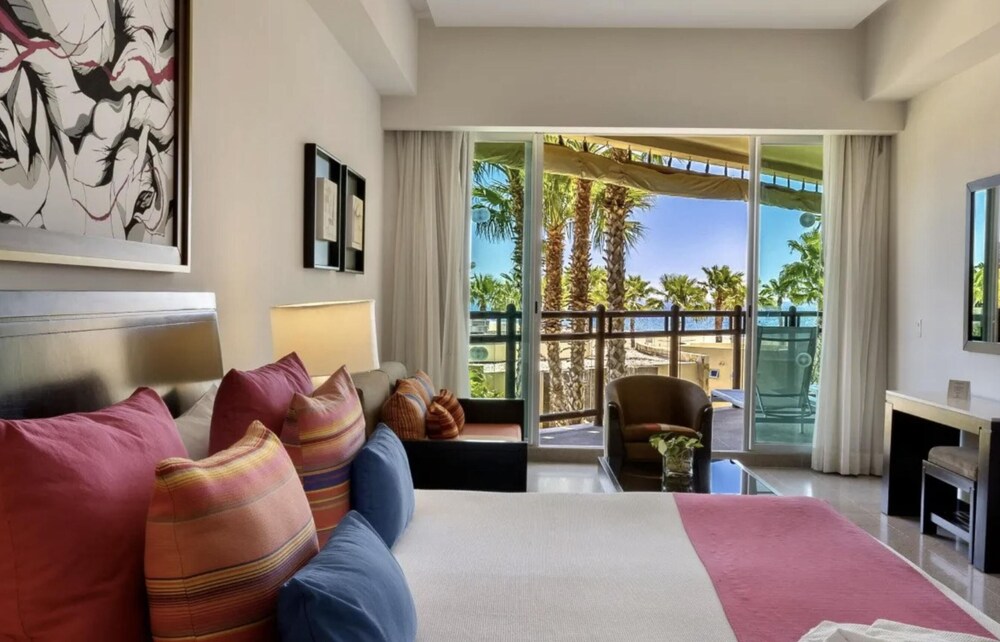 1 BR Grand Mayan Beachfront - Exclusive Vidanta Luxury Resort at ...