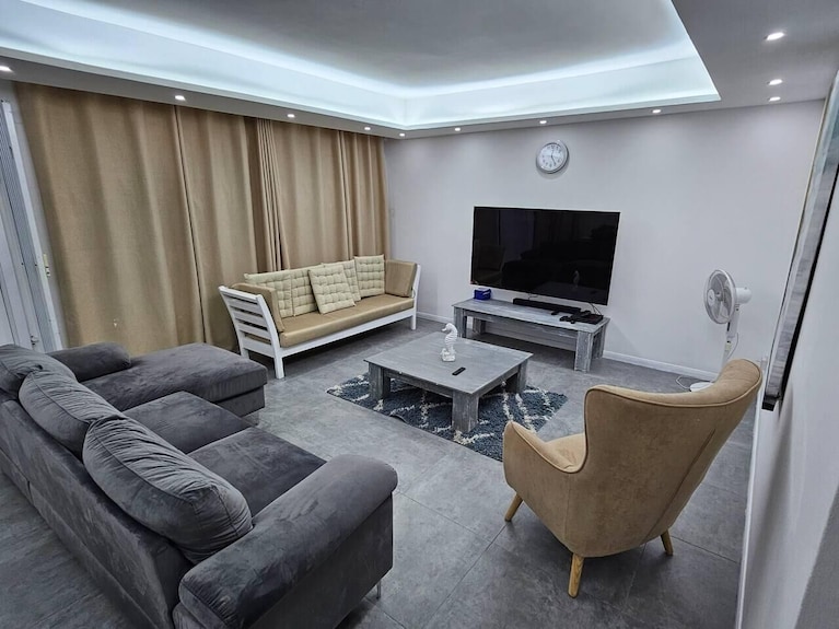 Rooftop Garden Villa, Private Pool & Beach Access - Maurice