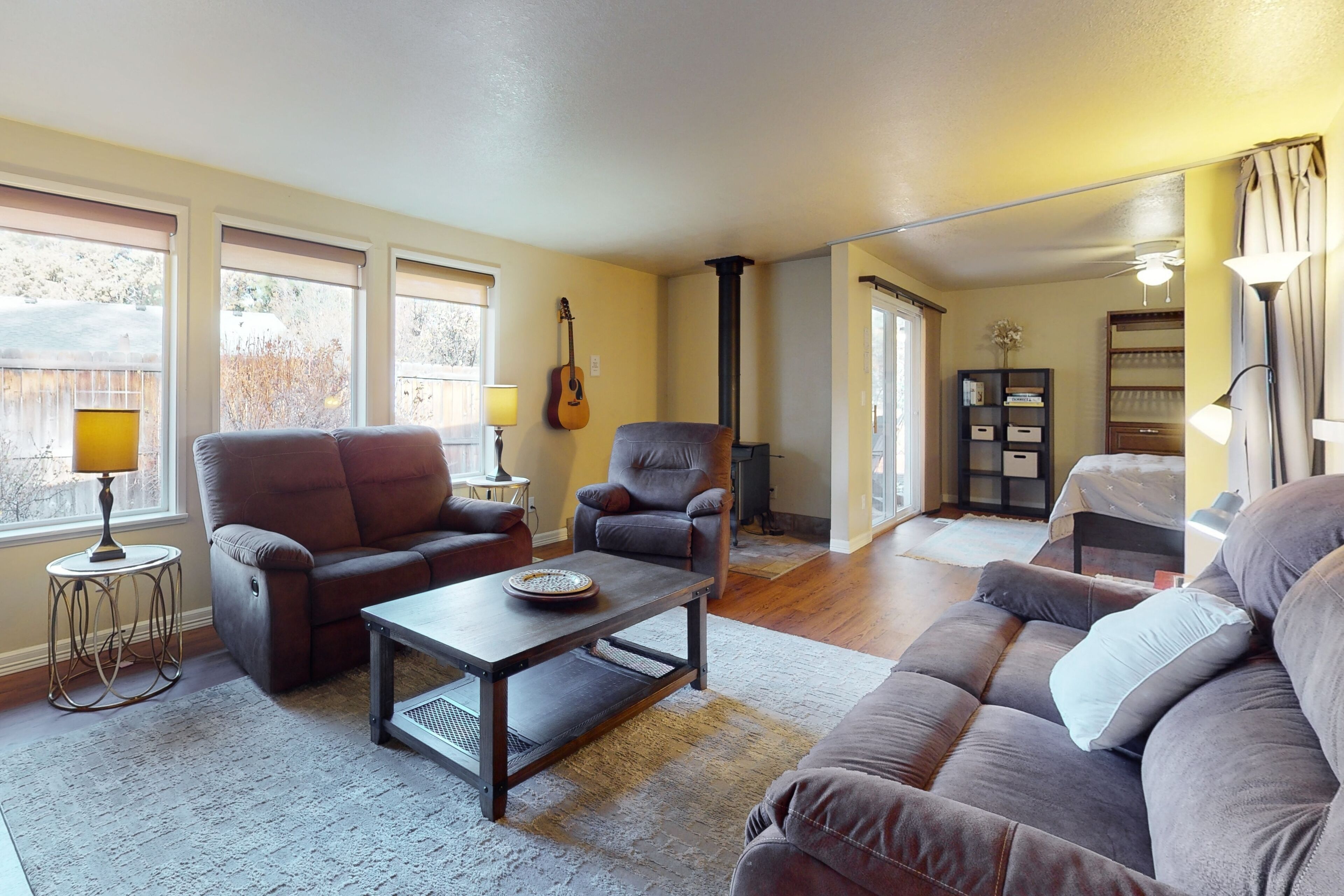 Pleasant Pnw Retreat With Enclosed Yard, Grill, & W/d - Dogs Ok, Near Skiing - 本德