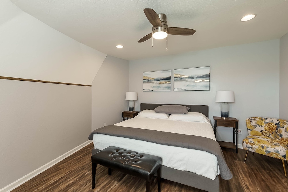 Dynasty Dome 899 - Book For Football Season! - Tuscaloosa, AL