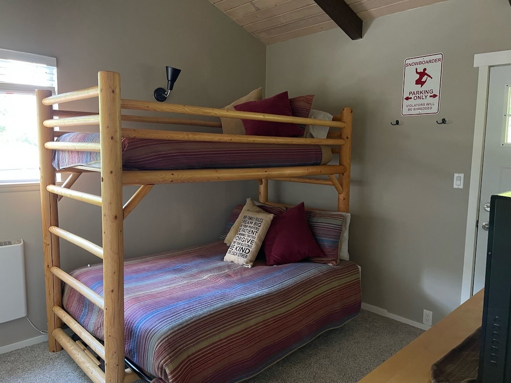 Cozy Packwood Cabin With Hiking /Skiing/golfing - Mount Rainier National Park