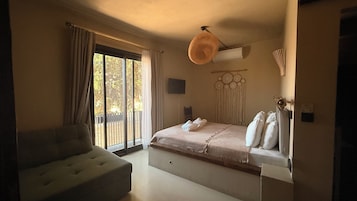 Quarto Duplo, 1 cama queen-size, Vista para a cidade | Wi-fi grátis