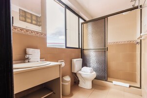 Quarto casal | Banheiro | Toalhas de banho 