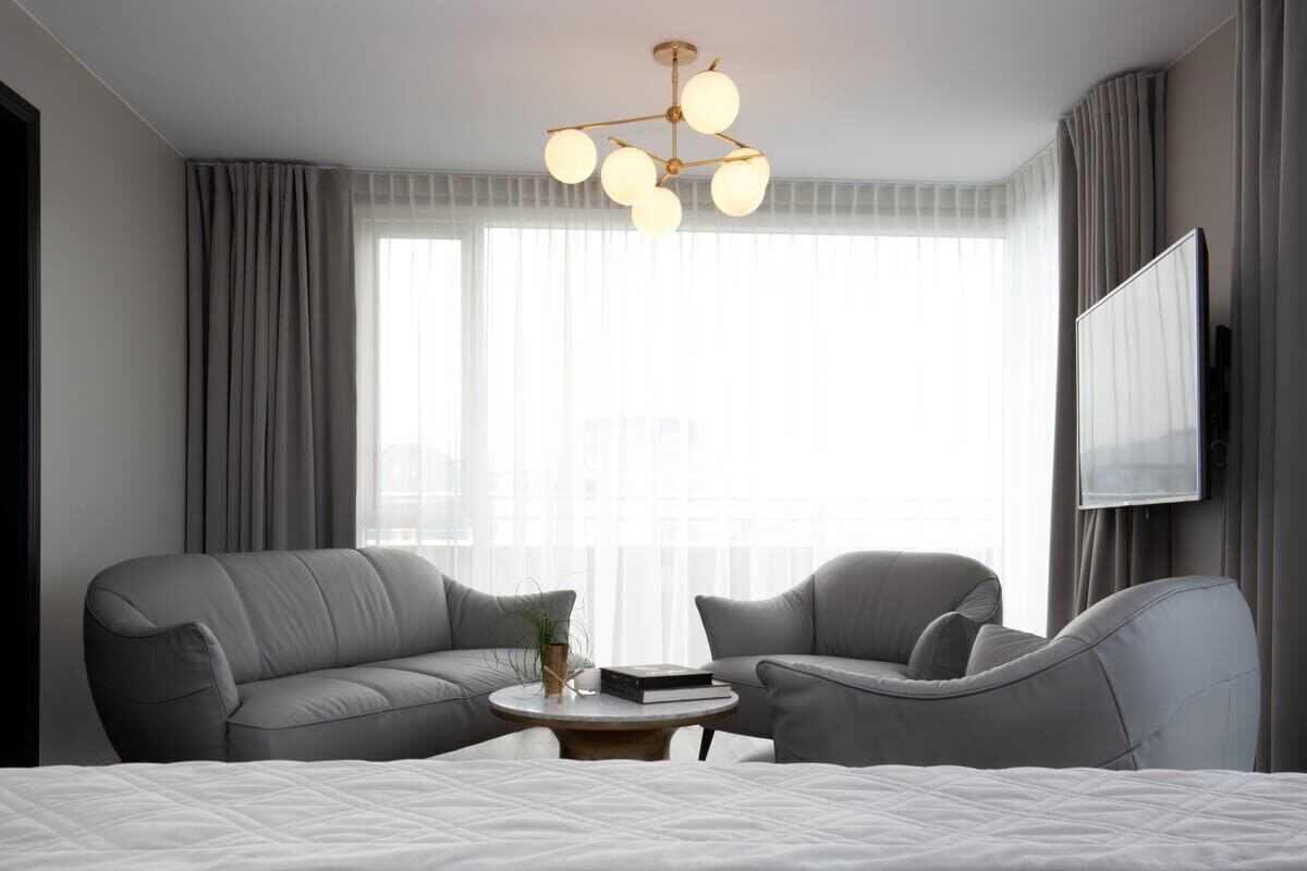 Midtown Reykjavik - Double Room With Balcony - Reykjavík