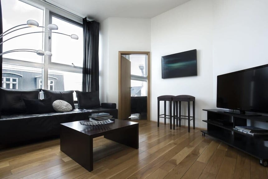 Mani Apartments - Two Bedroom Apartment - Reikiavik