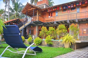 Fachada da propriedade