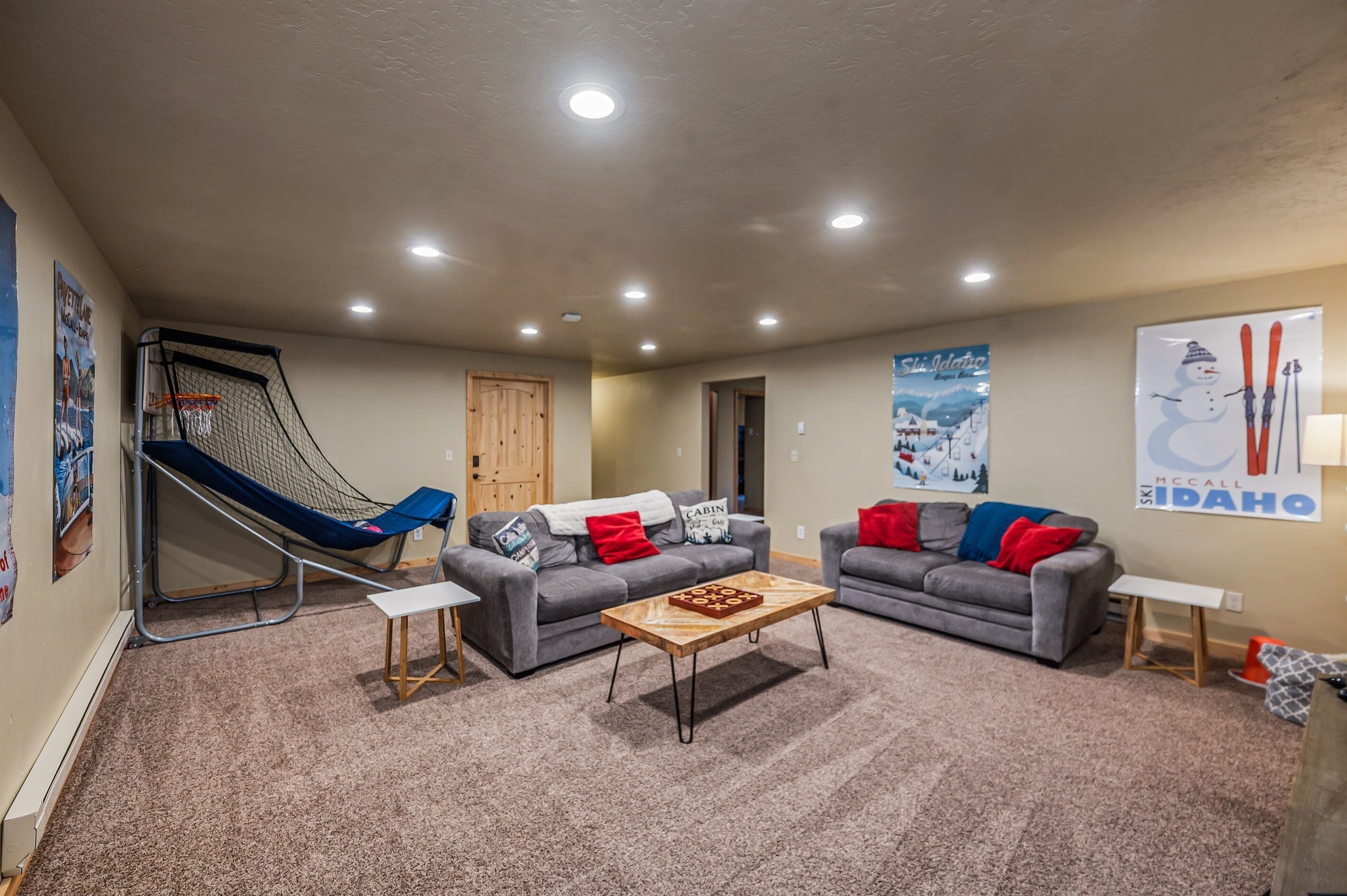 Downtown Mccall Getaway Cabin W/wifi, Game Room - McCall, ID