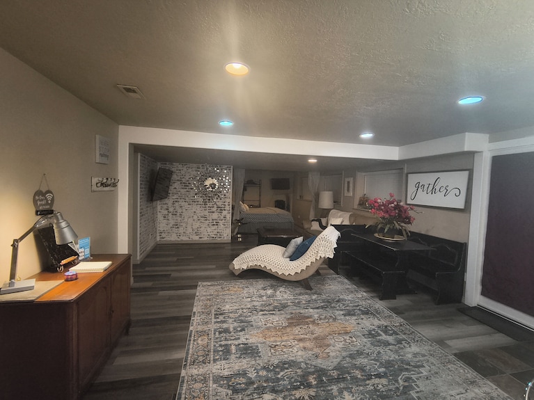 Centrally Located, Mountain Views, On The Golf Course! Comfortable And Clean! - Great Salt Lake State Park, Magna