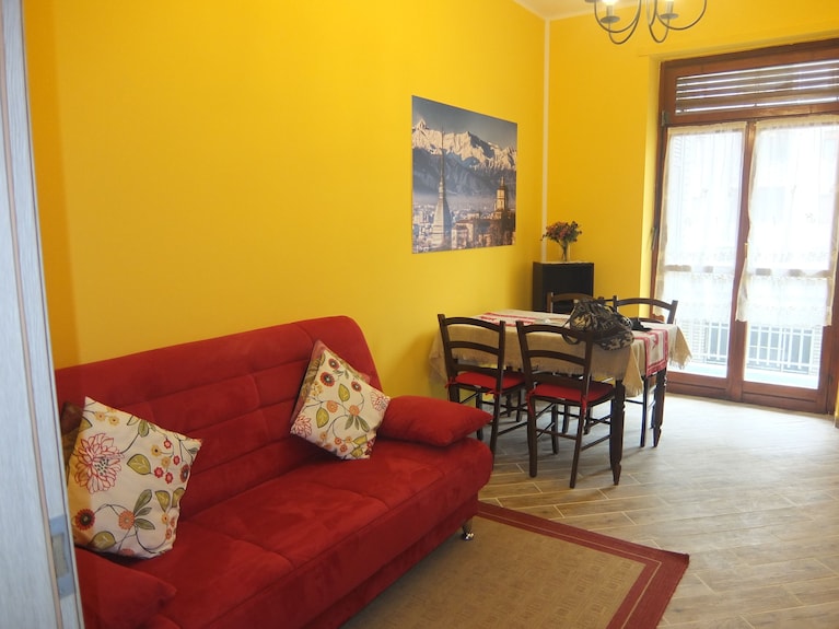 Elegant Apartment Along The River Po - Moncalieri