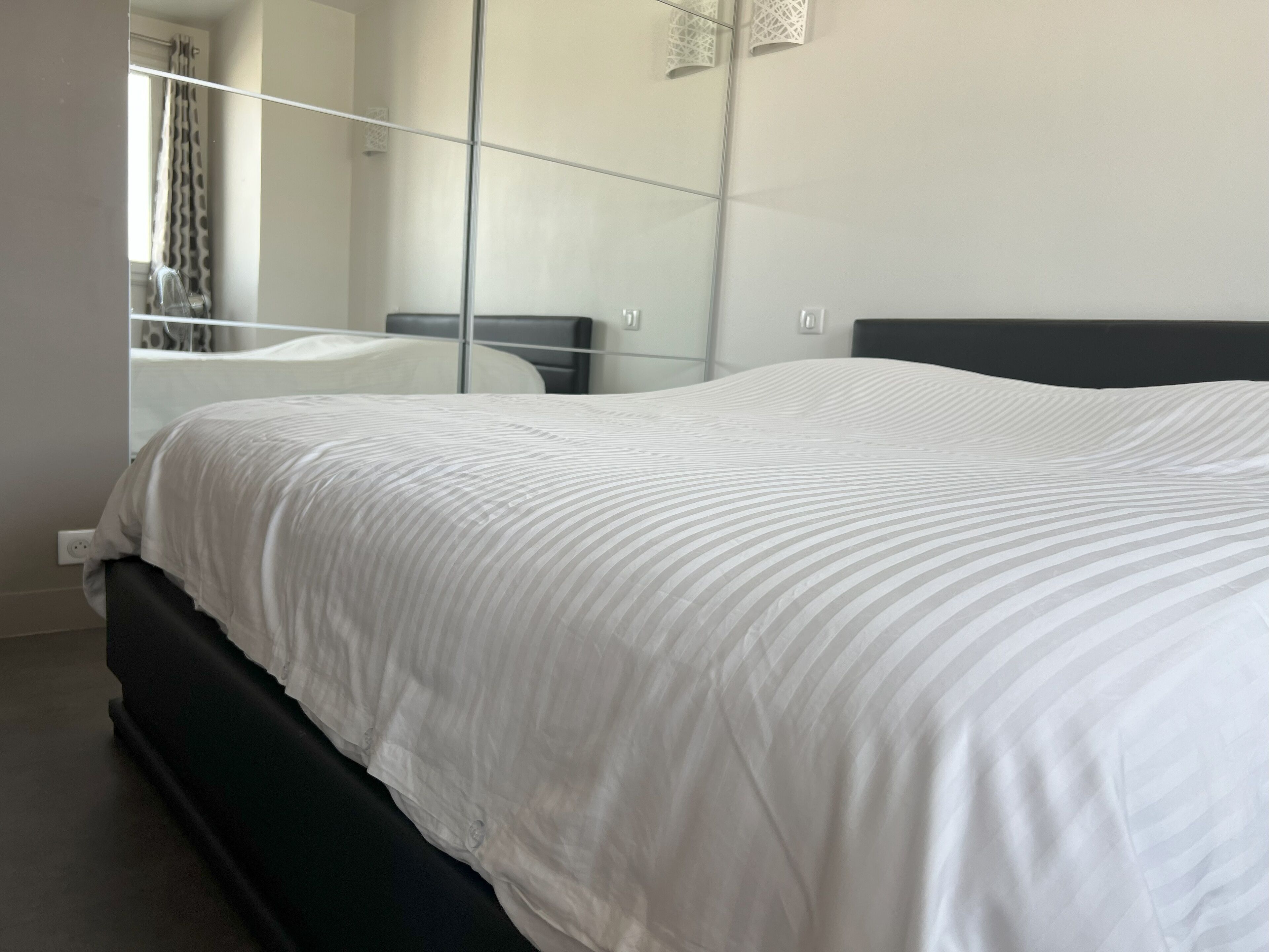 Luxuriöses Apartment In Paris Mit Blick Auf Die Stadt - Bobigny