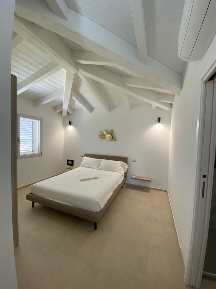 4 Bedroom Villa In Sardinia - San Teodoro