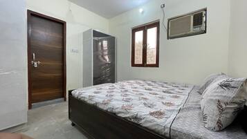 Quarto Duplo Deluxe | 1 quarto, secretária, quartos insonorizados, Wi-fi grátis