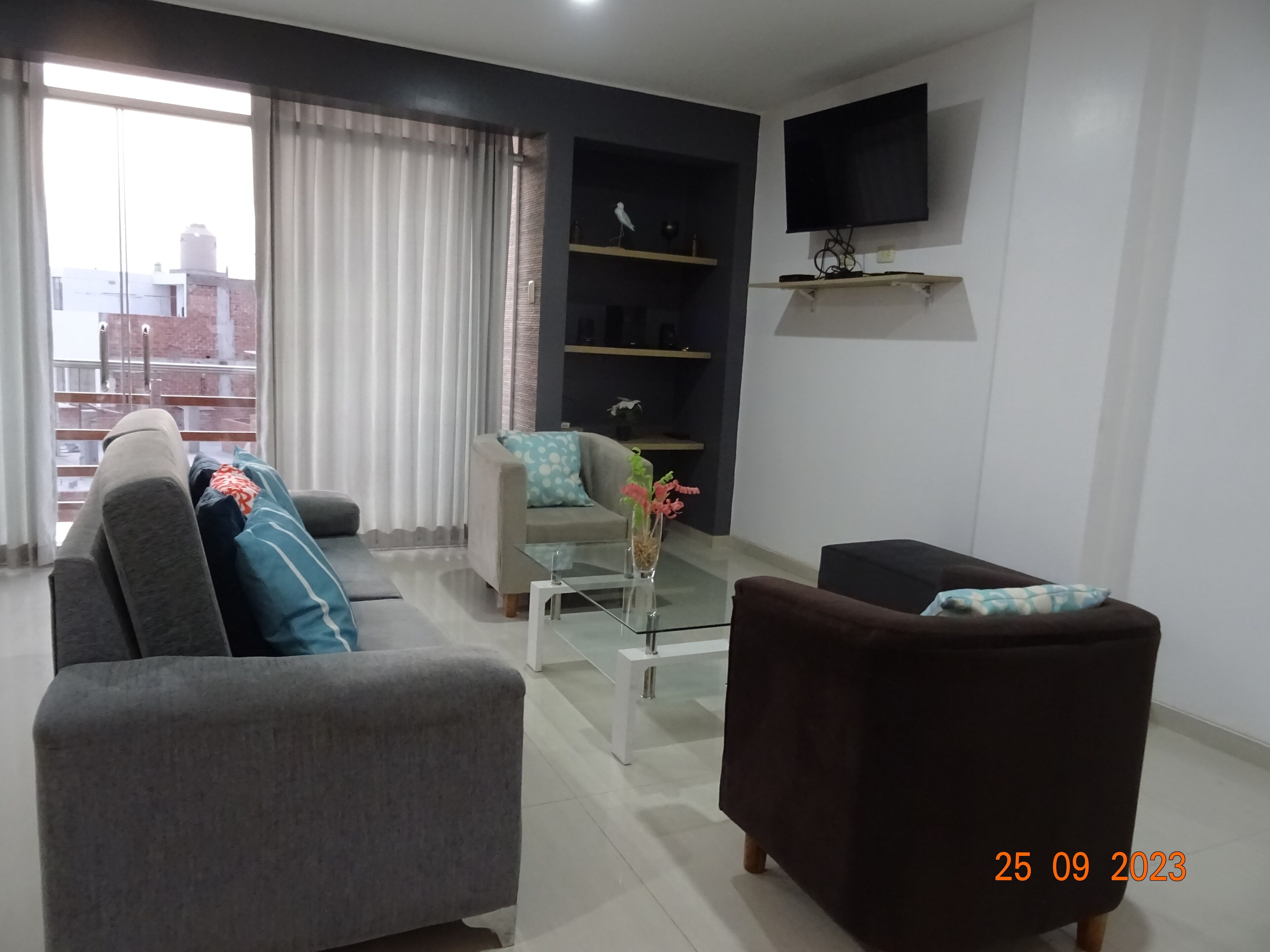 Estadia Palmira, Moderno Y Amplio Department De 120m2, Seguridad Y Tranquilidad - Chiclayo