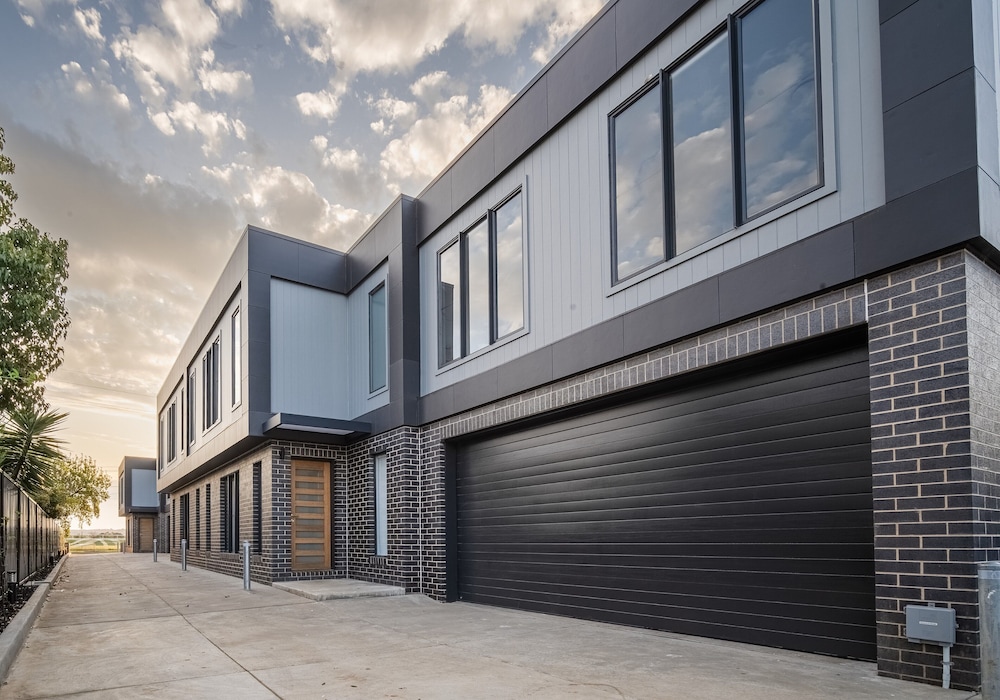 Luxury Cbd Townhouse - Wagga Wagga