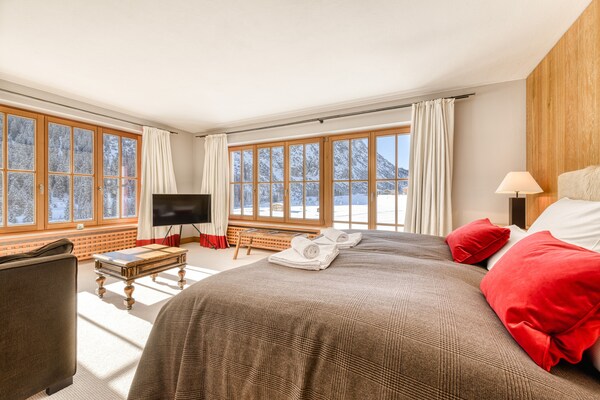 Chalet Lilly Mit Ski In - Ski Out - Lech