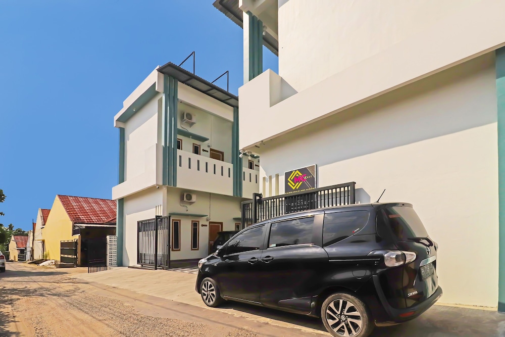 Oyo Life 92691 Mc Kost Syariah - Jambi