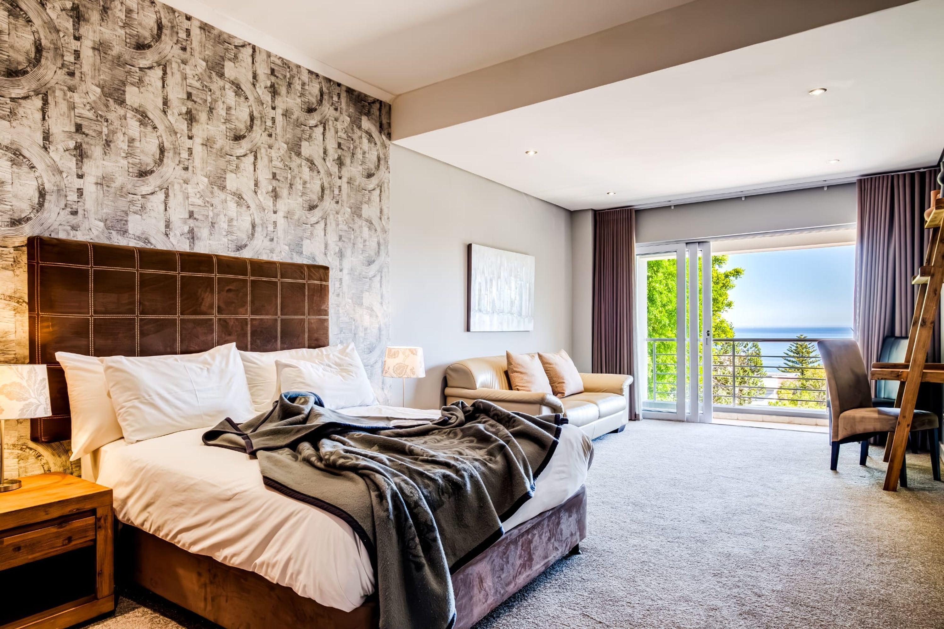 Vila | 7 quartos, escrivaninha, acesso à internet de alta velocidade