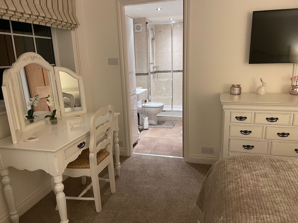 Cherry Blossom Cottage is situated within an Area of Outstanding ...