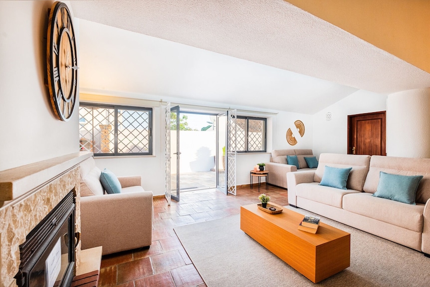 Luxury Retreat W/ Heatable Pool & Jacuzzi - Albufeira