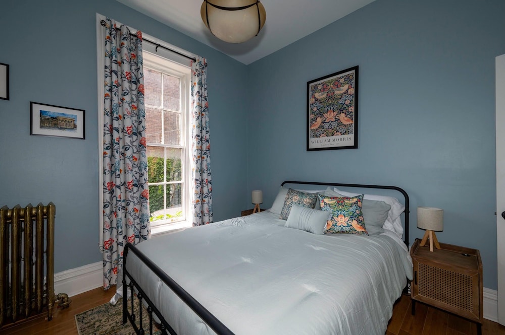 5th And Grand - Lovingly Restored Brownstone Troy Ny Unit 1 - Troy, NY