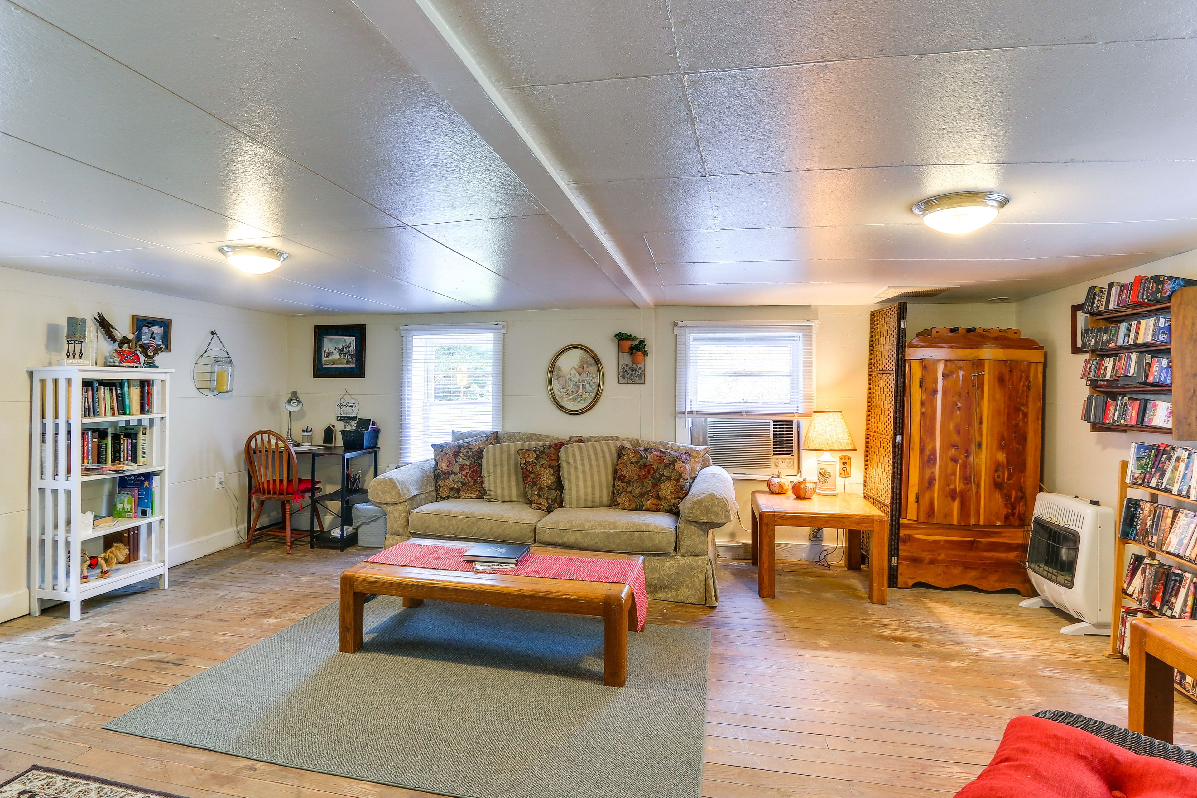 Historic Boonsboro Vacation Rental W/ Grill - Maryland