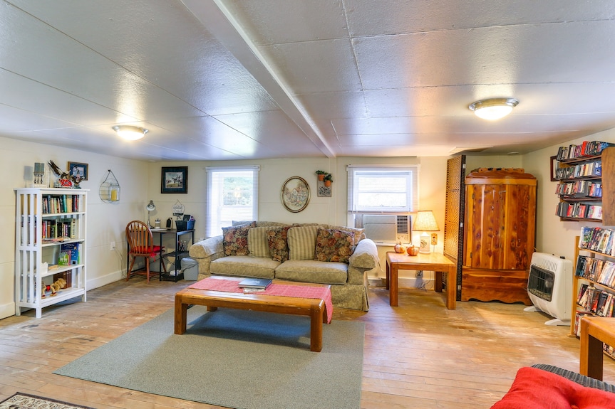 Historic Boonsboro Vacation Rental W/ Grill - Maryland