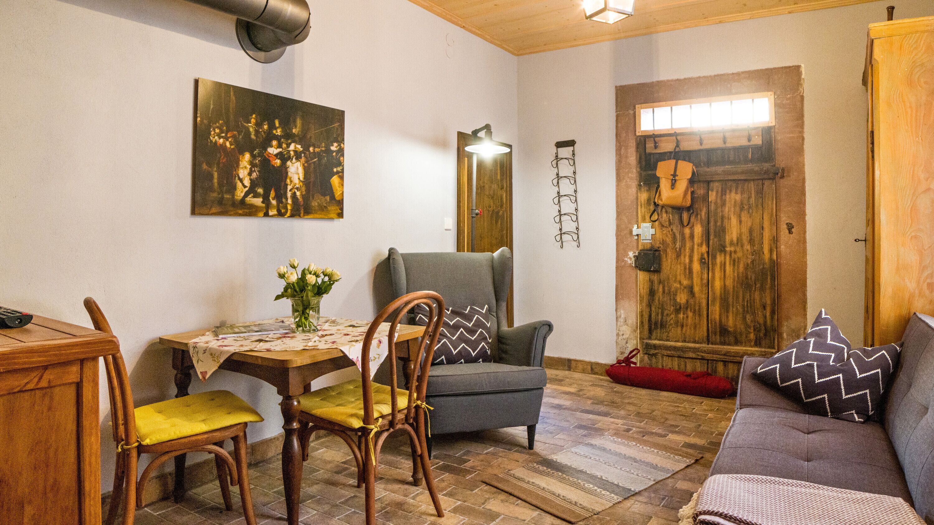 Ferienwohnung 'Altes Rathaus' Mit Gemeinschaftsgarten - Ihringen