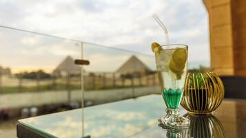 Quarto Duplo Deluxe, vista para a montanha | Varanda