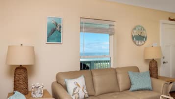 Casa de Férias, várias camas (Pelican Roost E) | Sala de estar