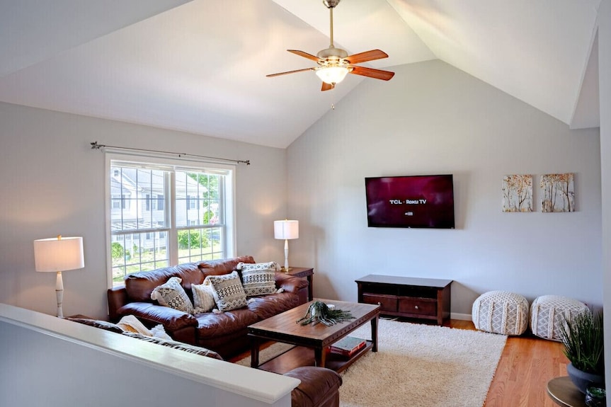 #3 Freshly Redone & Newly Furnished! A Must See! - Bristol, CT