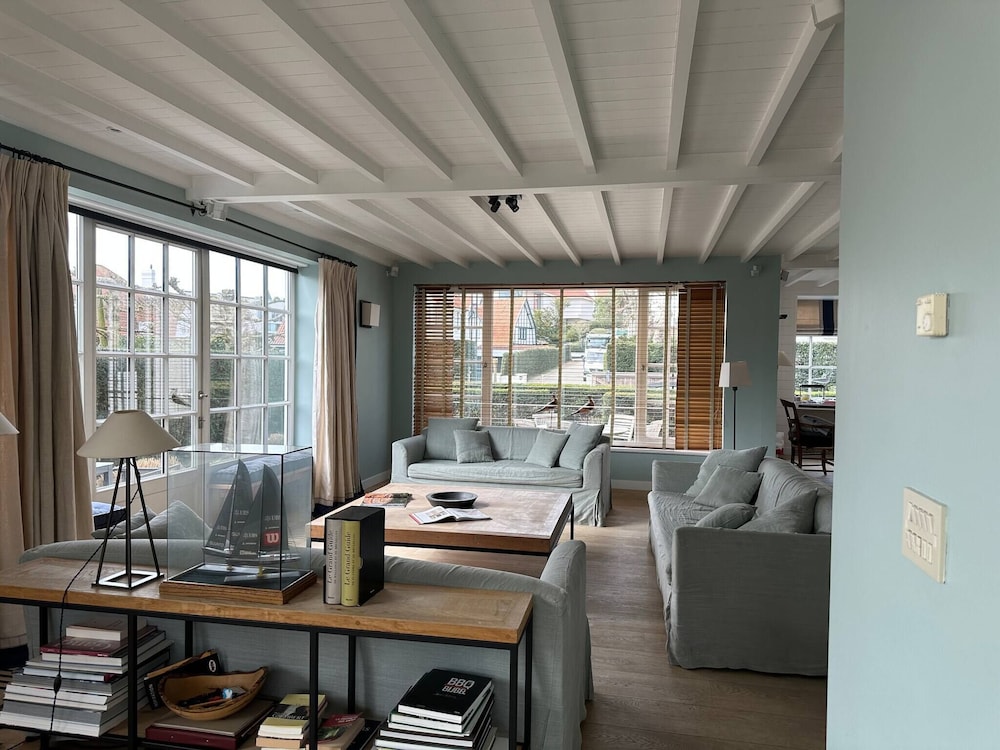 Superb Villa In The Heart Of Knokke Zoute Close To The Beach And Shopping Area - Knokke-Heist