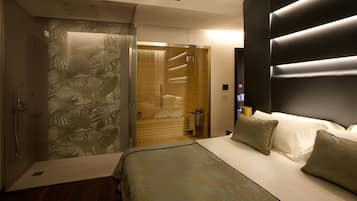Suite, sauna | 1 quarto, roupa de alta qualidade, edredões de penas, minibar
