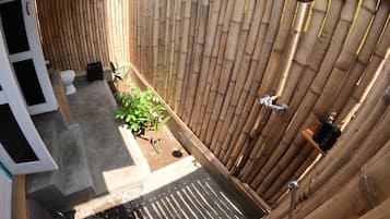Casa de campo com design assinado | Chuveiro