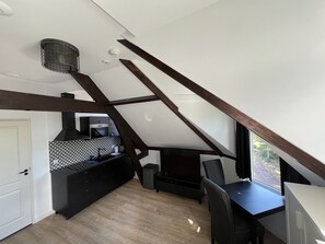 City Studio 7 | Ferros/tábuas de passar roupa, Wi-Fi de cortesia