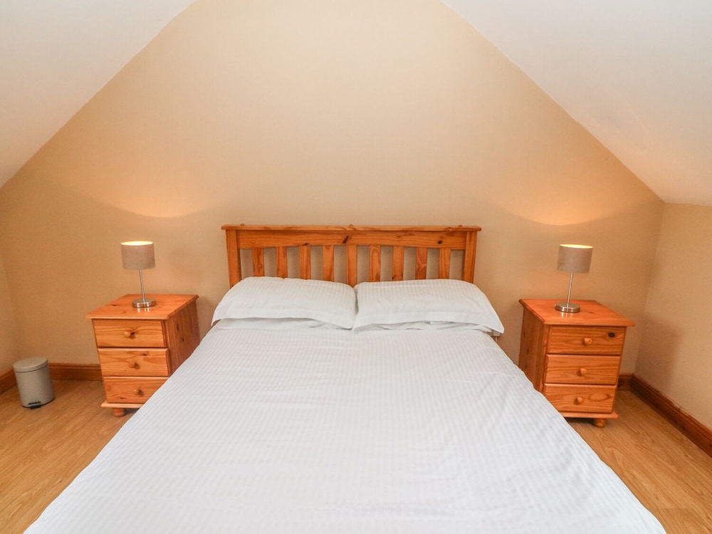 Cahirkeen Cottage, Pet Friendly In Allihies, County Cork - County Kerry