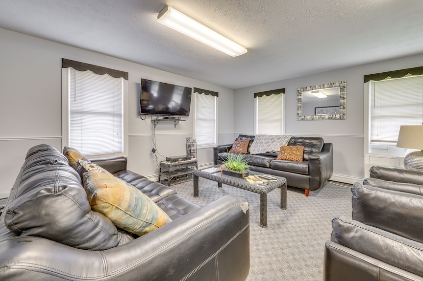 2 Mi To Drakes Island Beach: Condo W/ Porch! - Maine