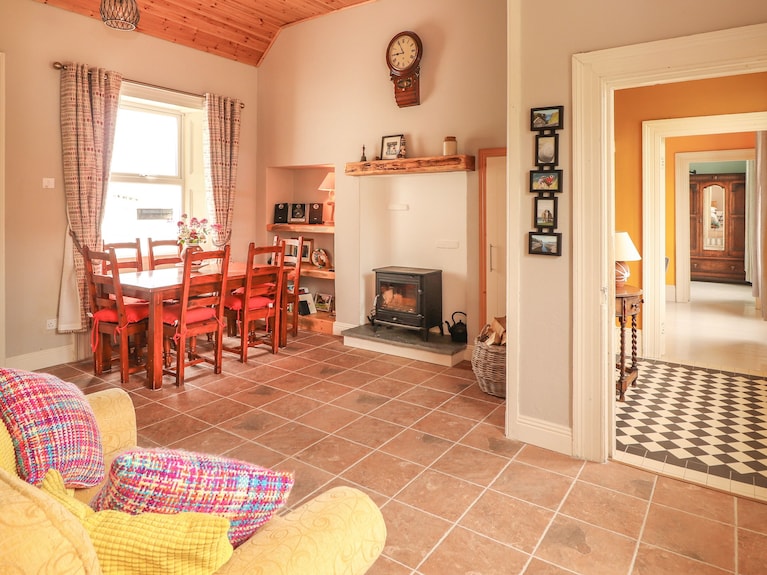Newtown East, Family Friendly, With Open Fire In Kilkee, County Clare - Kilkee