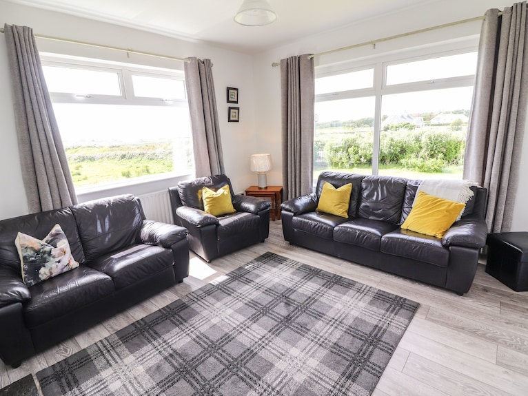 Goodlands Cottage, Pet Friendly In Miltown Malbay, County Clare - Clare County