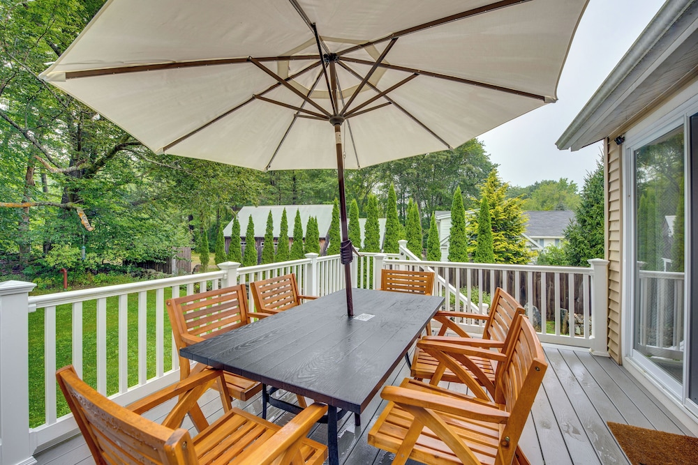 Rye Coastal Retreat W/ Deck & Outdoor Dining - Portsmouth, NH