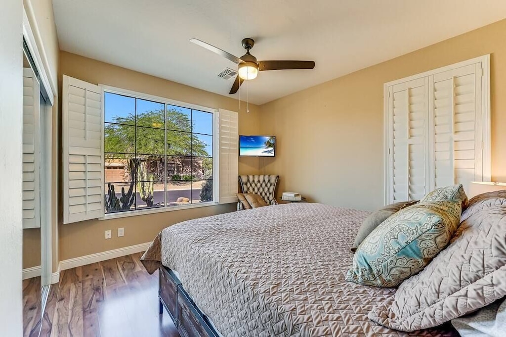 Gorgeous Resort Home "Right off the back nine!" - Phoenix | Vrbo